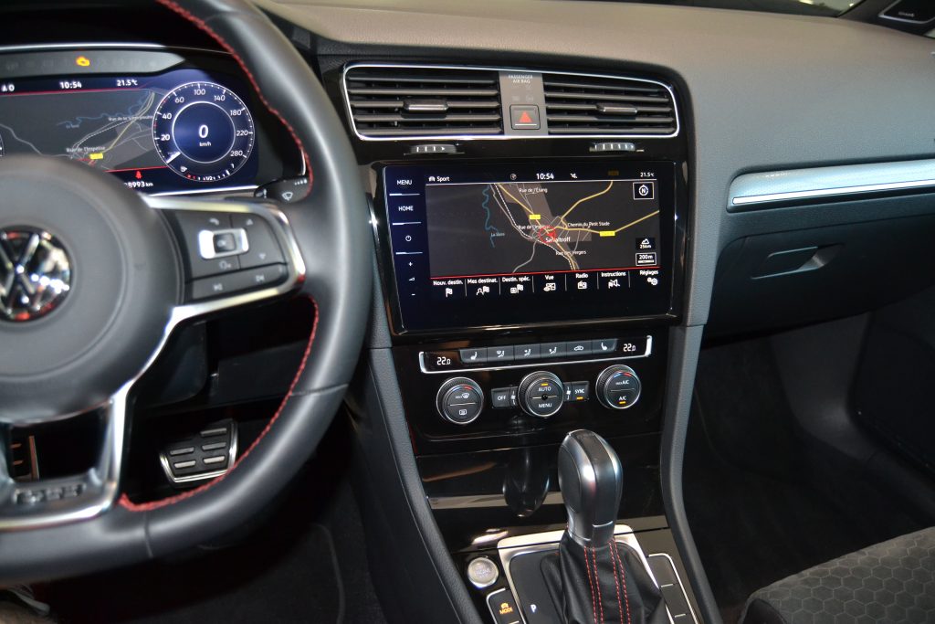 VOLKSWAGEN GOLF 7 GTI PERF FACELIFT VIRTUAL COCKPIT NAV LED CAM DYN ...